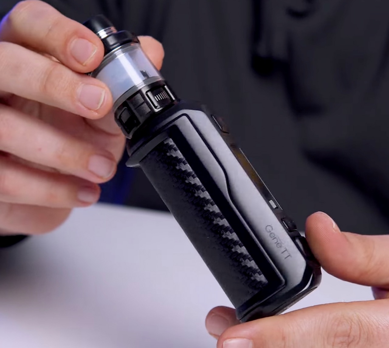 11 Best Vapes For Heavy Smokers In 2023 (UK)