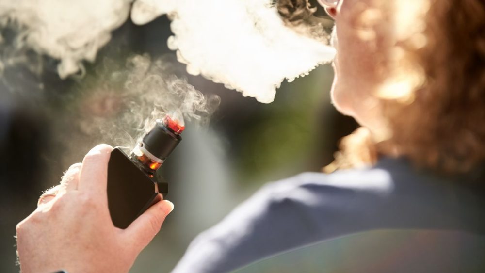 Vaping in Hot Weather: Complete Safety Guide | Protect Your Device